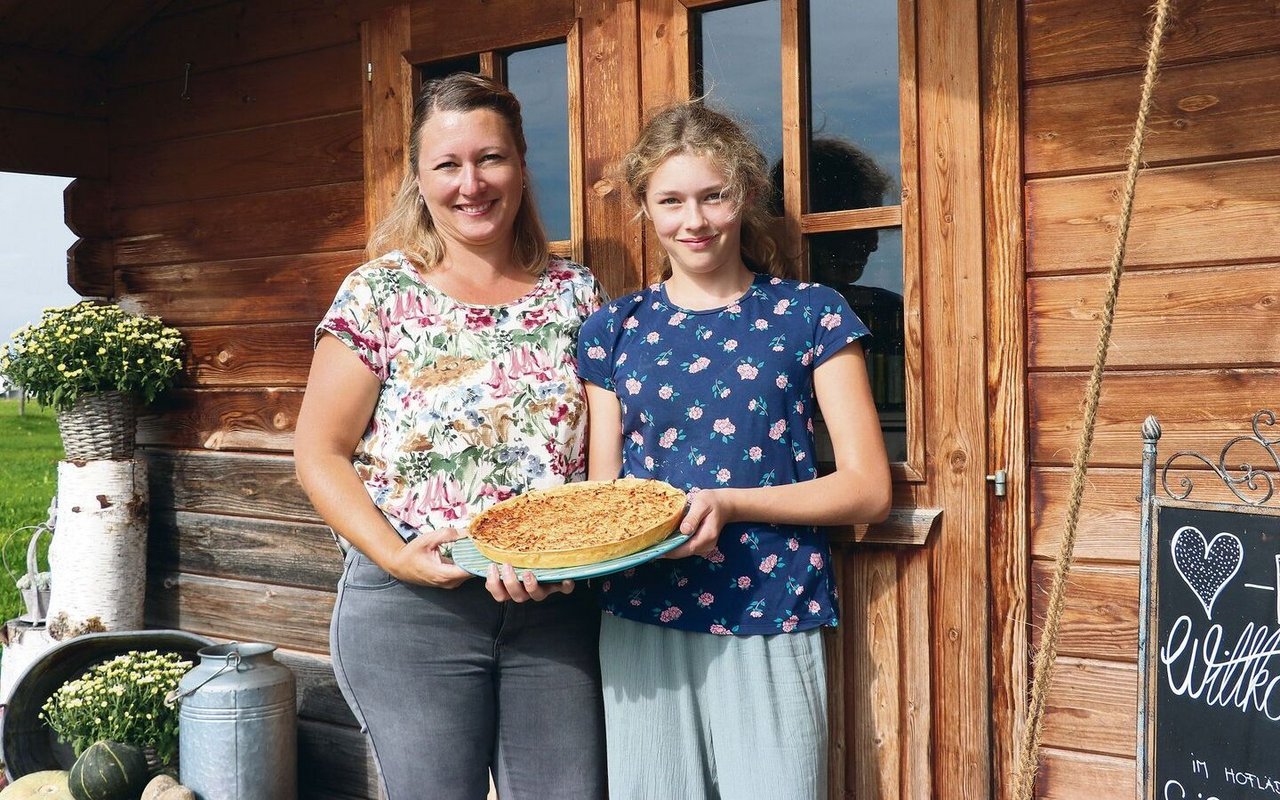 Luzerner Bäuerinnen sorgen am Apfelwähentag für gute Stimmung ...