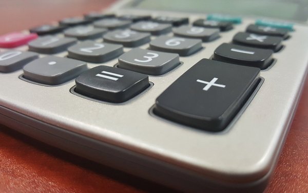 Ab 2026 auf Befehl «gläserner Bauer» in Sachen Finanzbuchhaltung ...