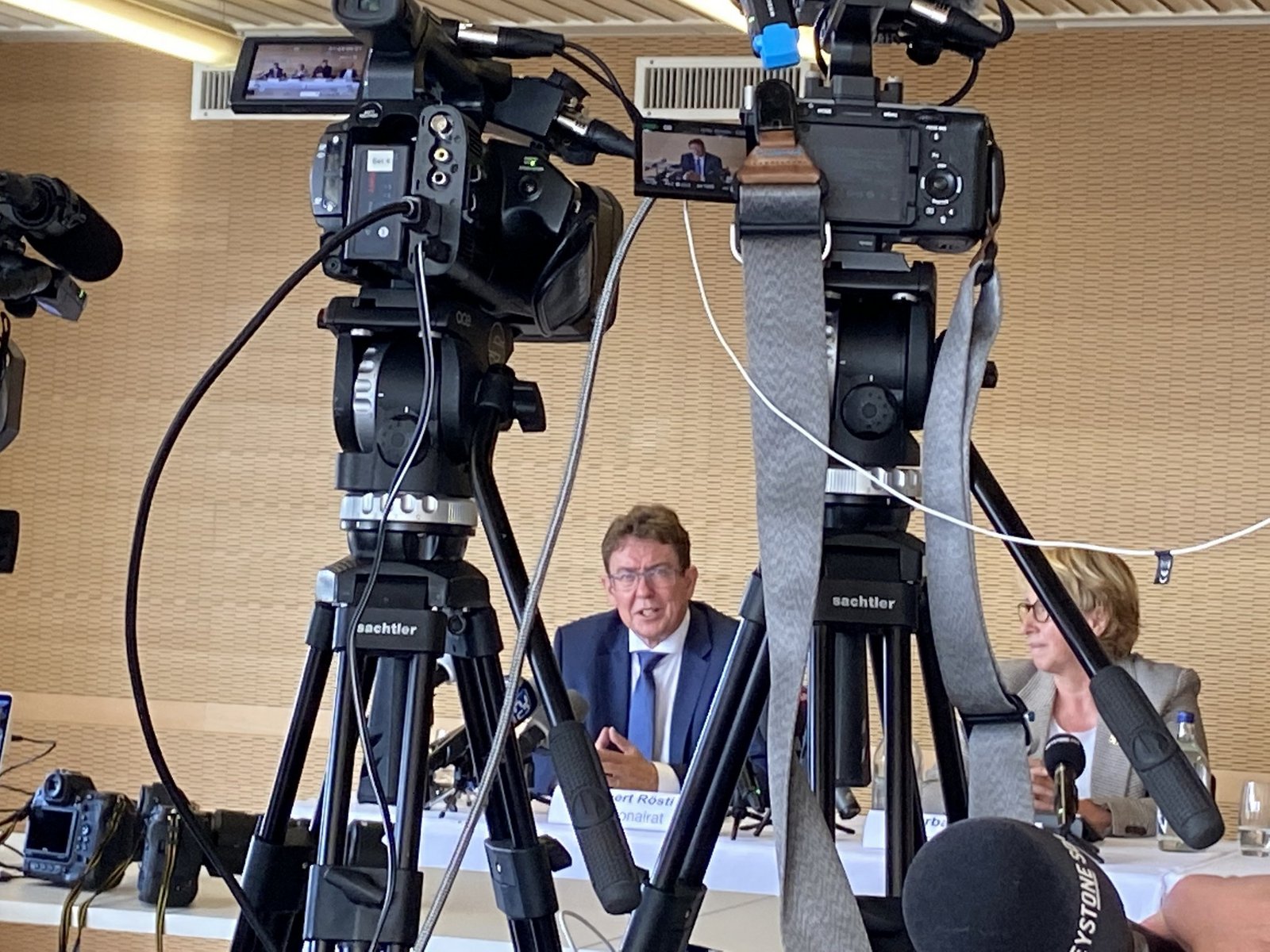 Auch Rösti will: «Zwei Kenner der Branche in der Auswahl – Ein ...