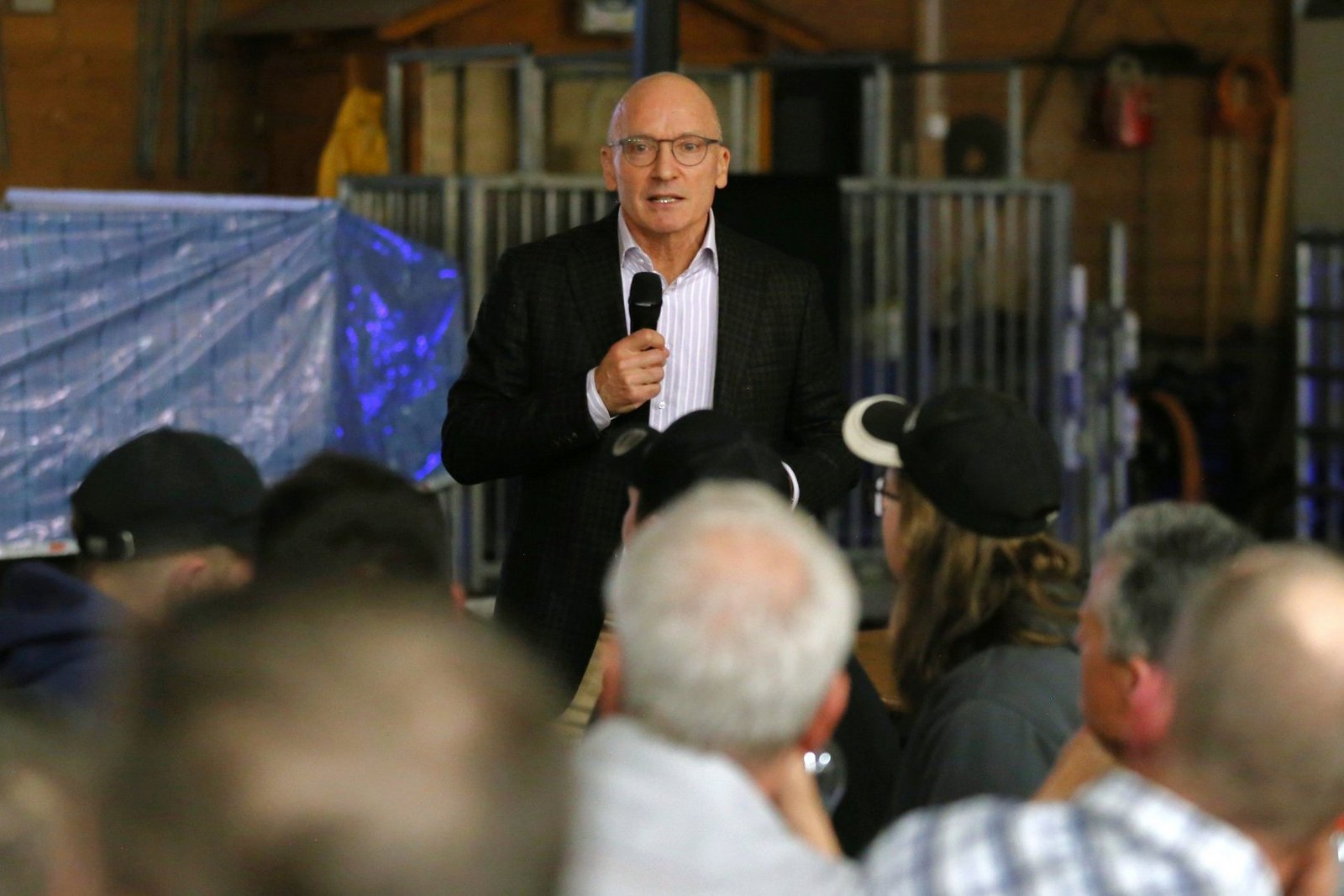 Kritische Diskussion zur Milchproduktion: Bedeutung für Landwirtschaft ...