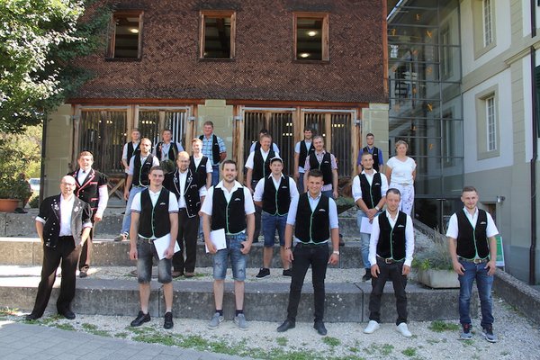 22 Meisterlandwirte und eine Meisterlandwirtin diplomiert - bauernzeitung.ch | BauernZeitung