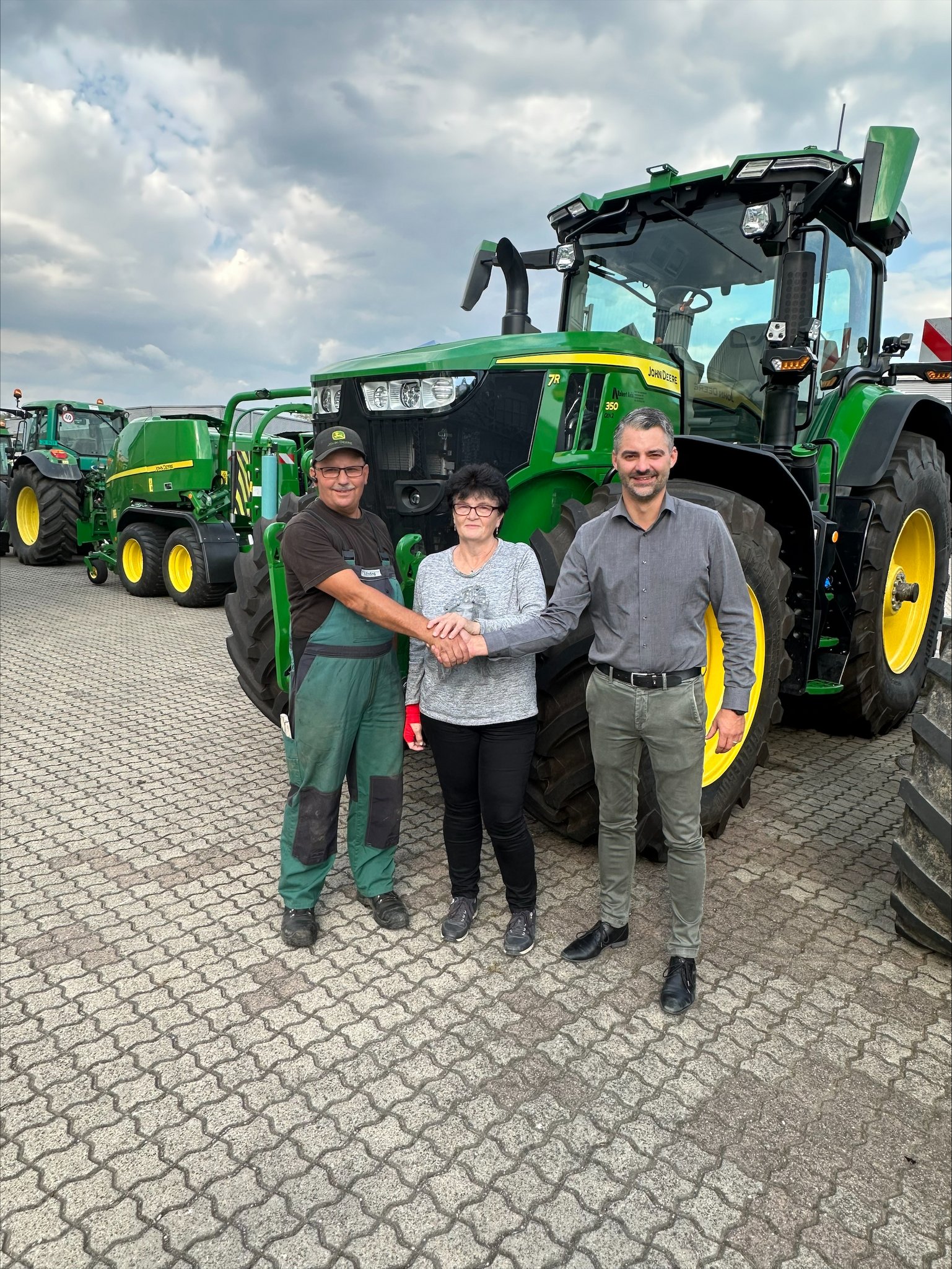 Robert Aebi übernimmt Kurt Freitag Landmaschinen - bauernzeitung.ch ...