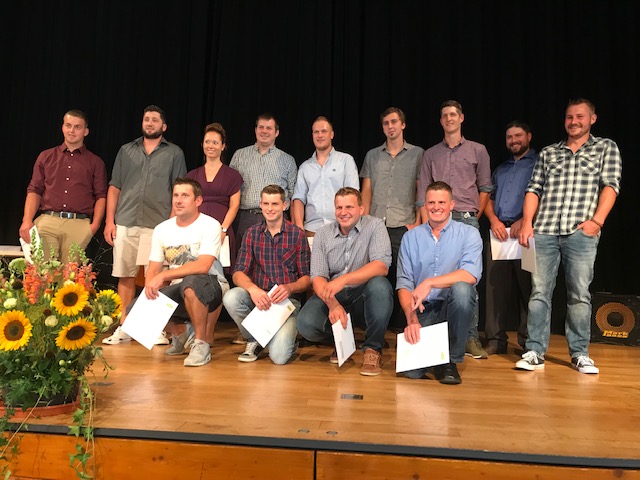 105 neu diplomierte Meisterlandwirte und -landwirtinnen - bauernzeitung.ch | BauernZeitung